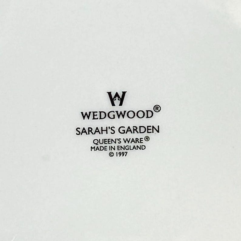 Wedgwood Dinner Plate: Sarah’s Garden Queen's Ware (13.75") - Etsy