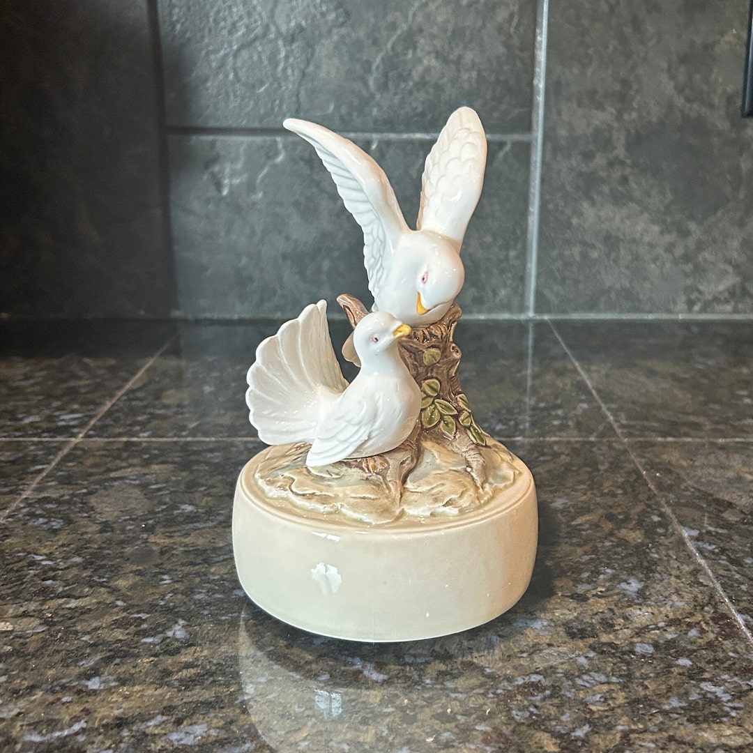 1979 Otagiri Dove Music Box Rotates Plays 'beautiful Dreamer' Perfect ...