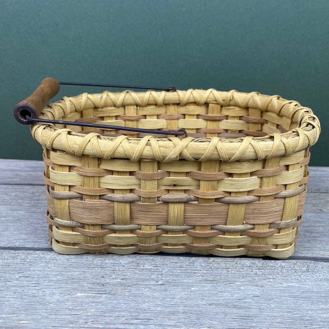 Vintage Woven Reed and Wicker Basket Metal and Wood Handle Americana ...