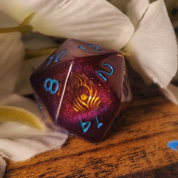 D20 Pillow - Etsy