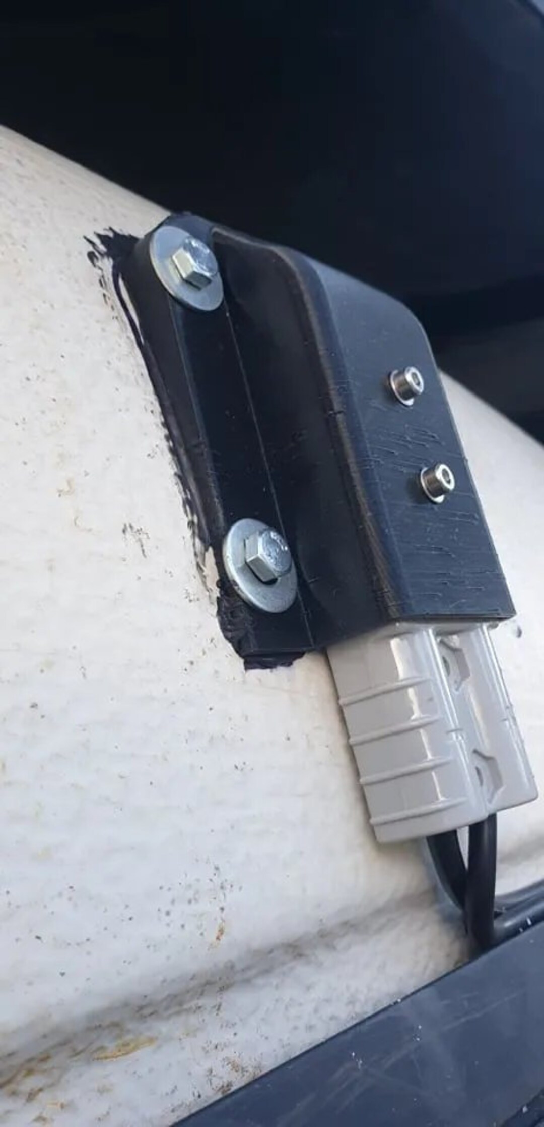 50A Anderson Plug Curved Mount Cover | 3D Printed Anderson Plug ...