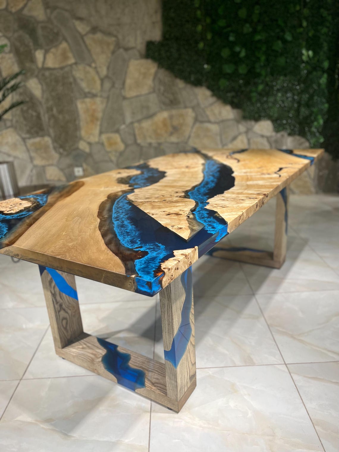 Blue Epoxy Mappa Burl Resin Table, Blue Transparent Epoxy Dining Table ...