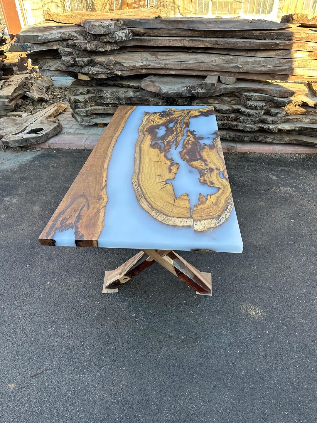 Gray Epoxy Resin Dining Table, Custom Wooden Ice Resin Dining Table ...