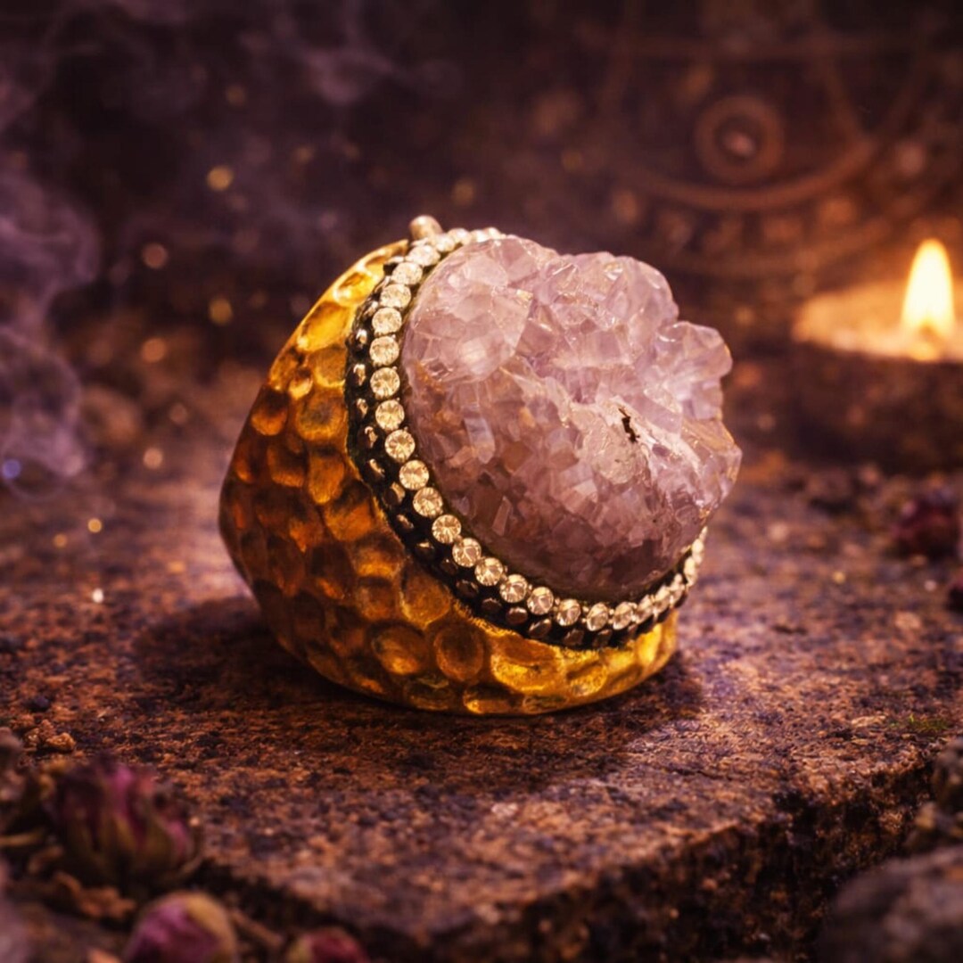 Hinn Djinn Ring A Loyal Companion for Life - Etsy