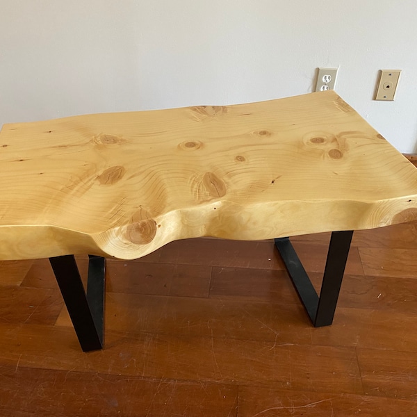 Pine Coffee Table - Etsy