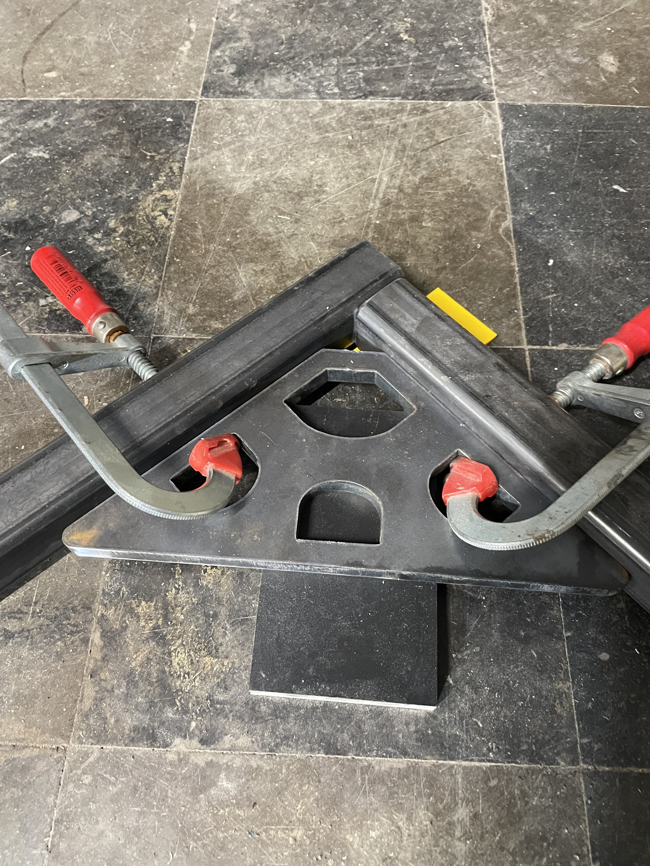 Helping Hands Steel Corner Clamps Tool - 5.5" Pair - 90 Degree Corners ...