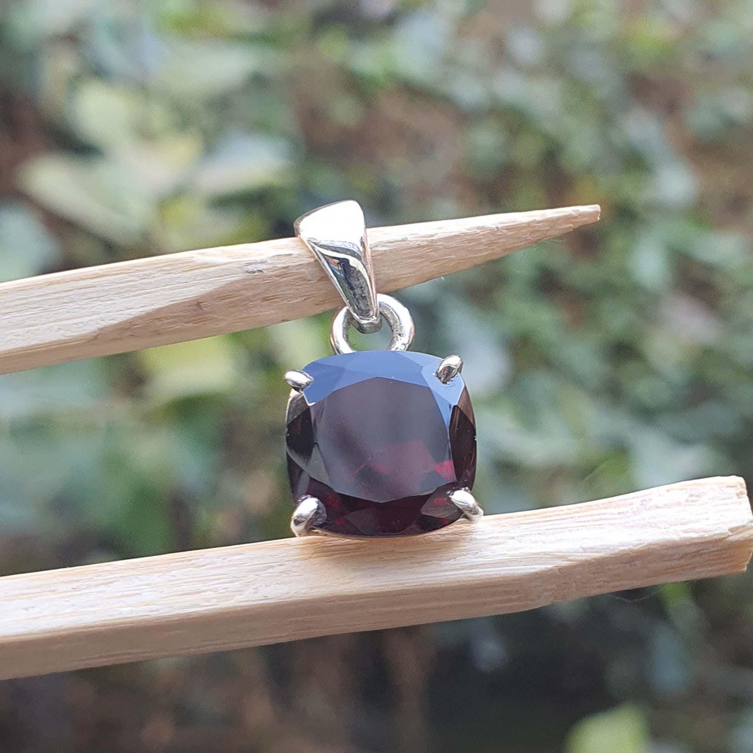 Natural Pyrope Garnet 925 Sterling Silver Pendant | Cushion Cut Garnet ...