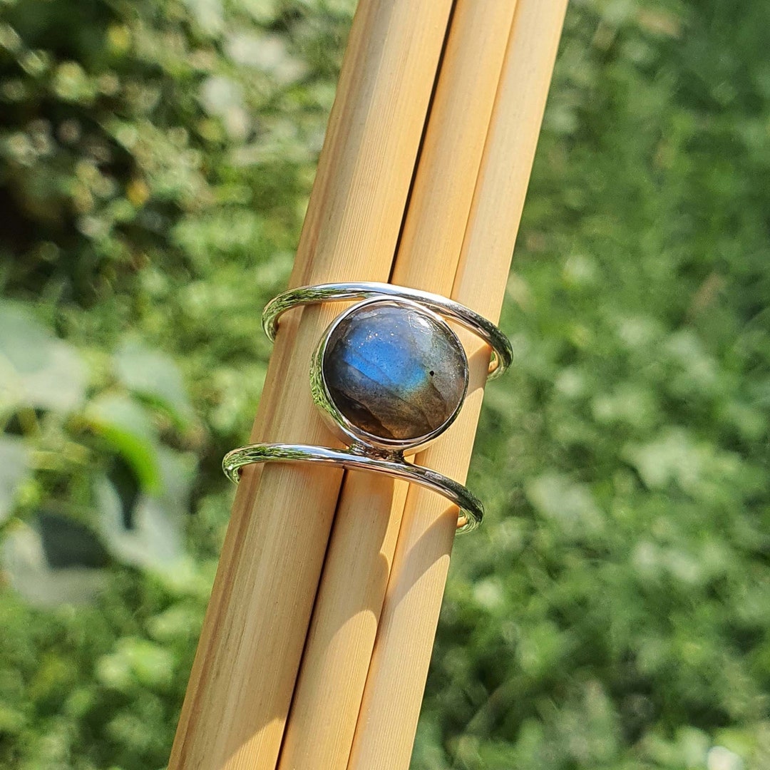 Faceted Labradorite Gemstone Ring | Double Band Ring | Sterling Silver ...