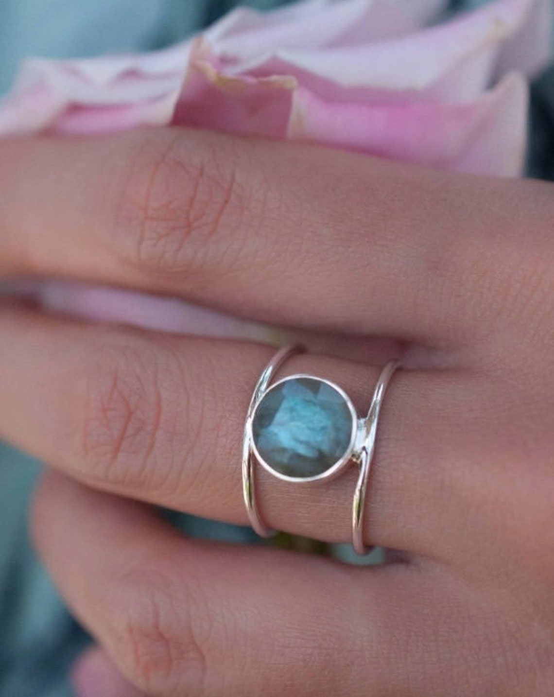 Faceted Labradorite Gemstone Ring | Double Band Ring | Sterling Silver ...