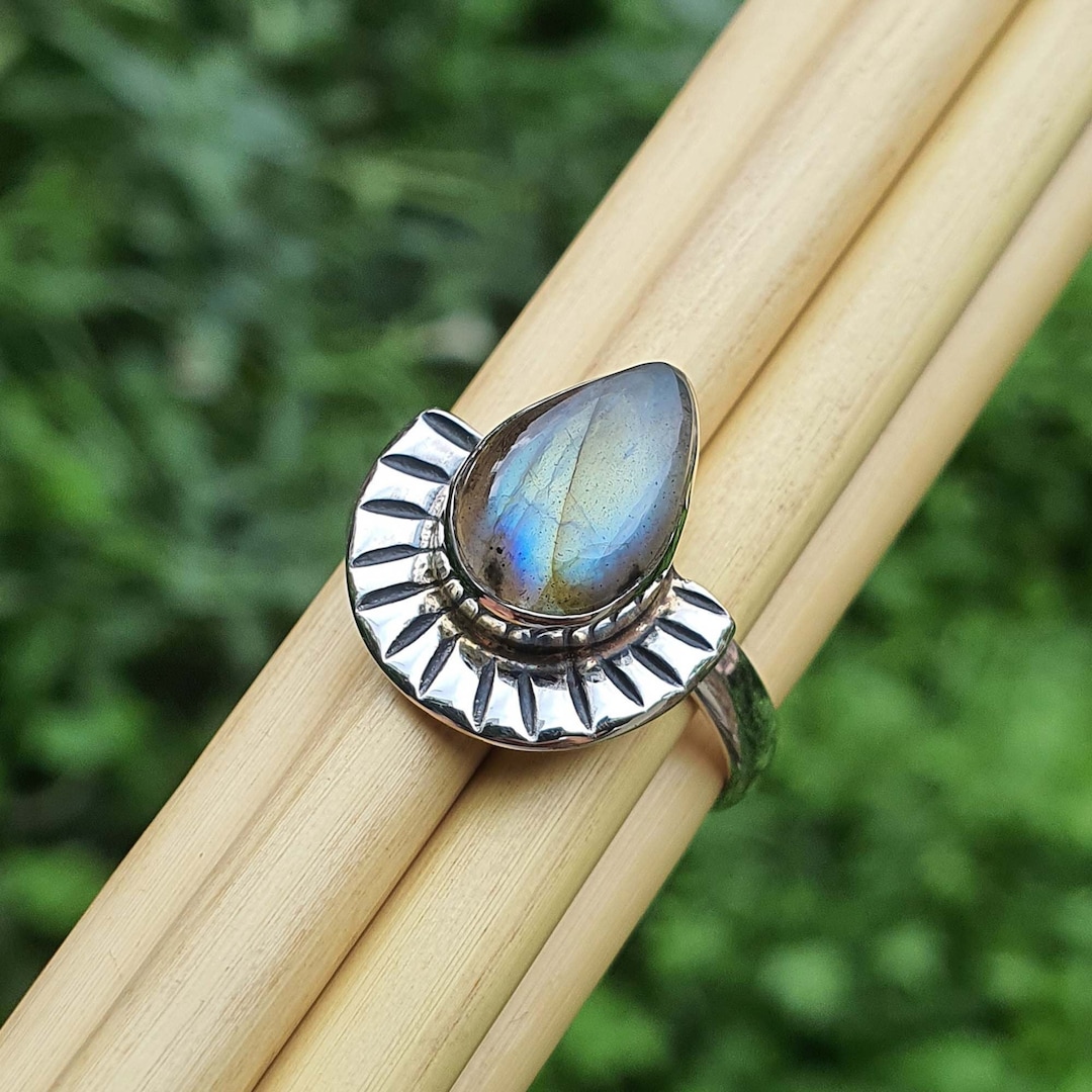 Cleopatra Labradorite Ring | 925 Sterling Silver | Cleopatra Ring | Crown Ring | Pear ...