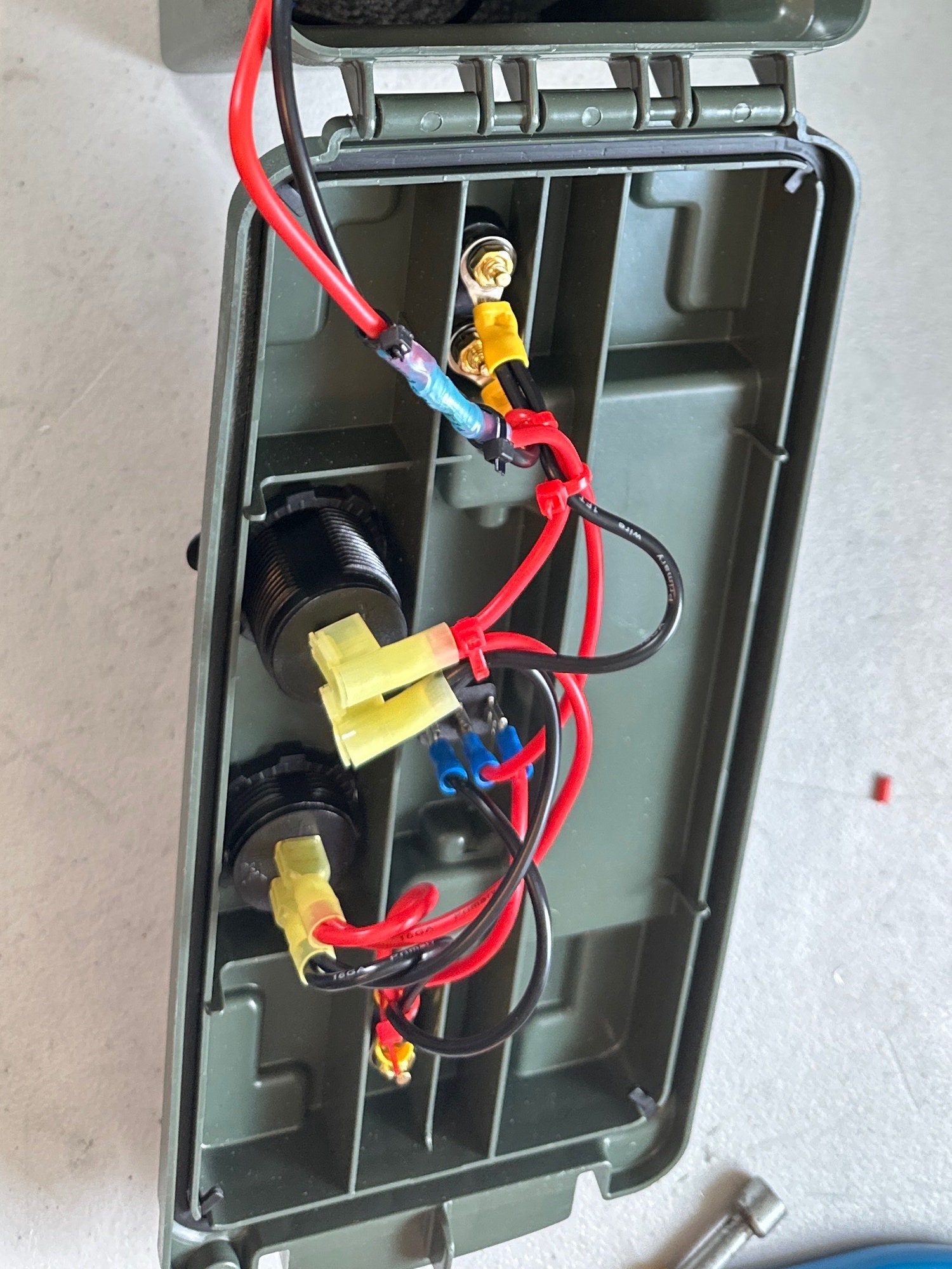 Standard Green 12 Volt Battery Box for Camping, Hunting, Fishing ...