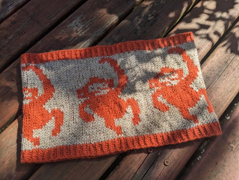 Madrone Monkeys Cowl Knitting Pattern - Etsy