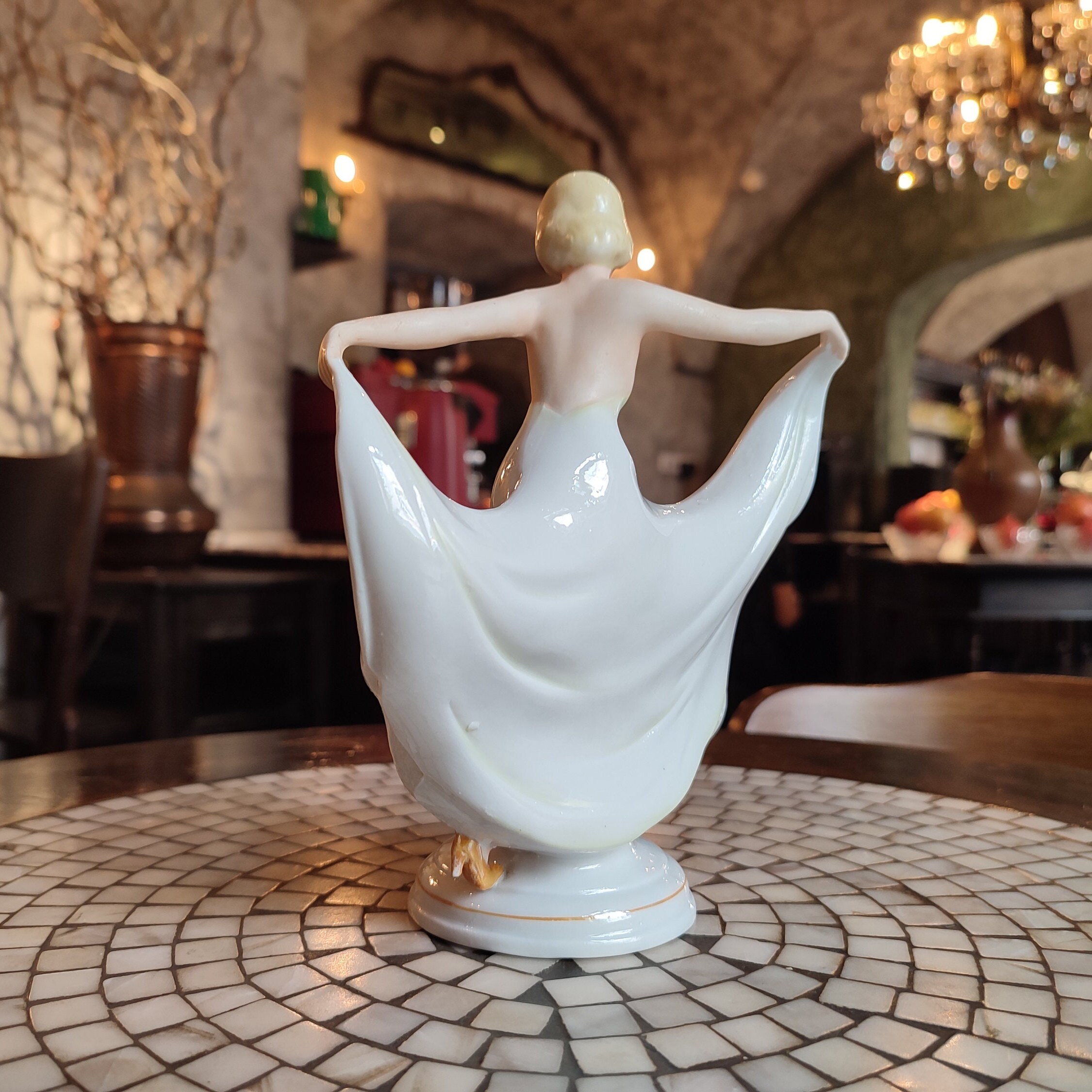 An Incredible Art Deco Porcelain Dancer, Germany, Thuringia, Gräfenthal ...