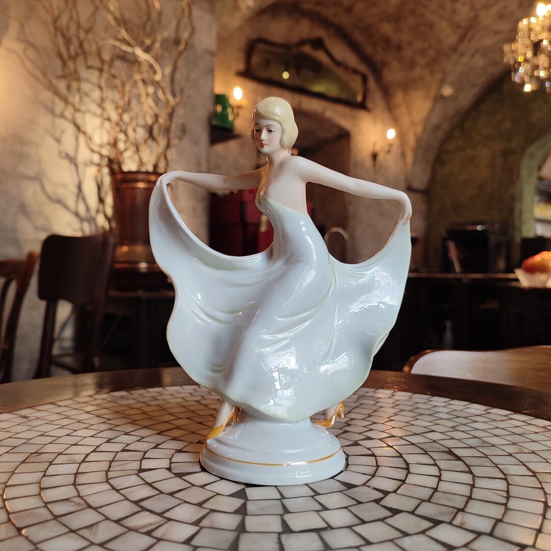An Incredible Art Deco Porcelain Dancer, Germany, Thuringia, Gräfenthal ...