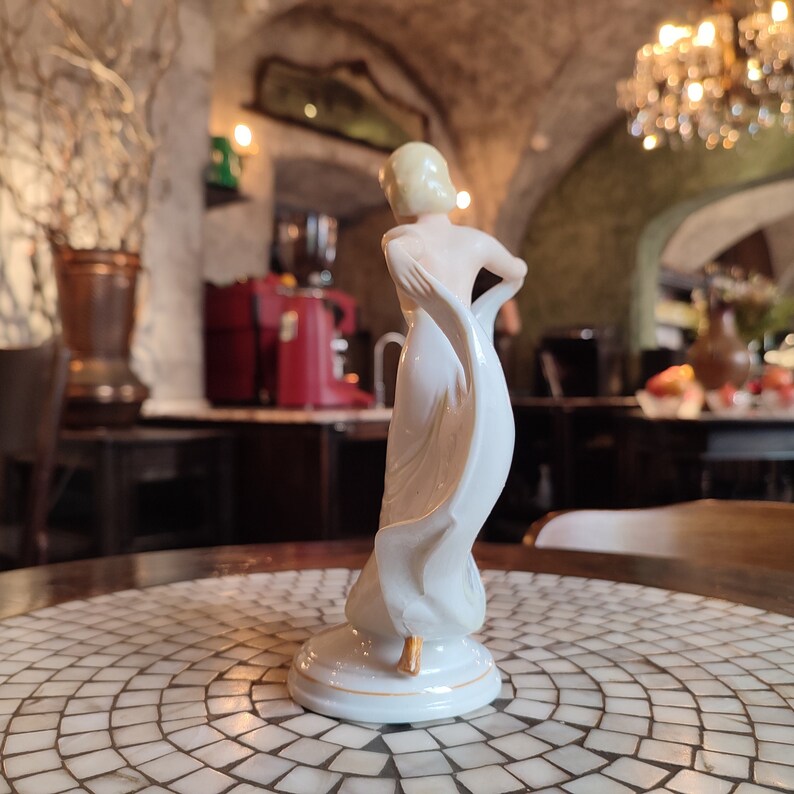 An Incredible Art Deco Porcelain Dancer, Germany, Thuringia, Gräfenthal ...