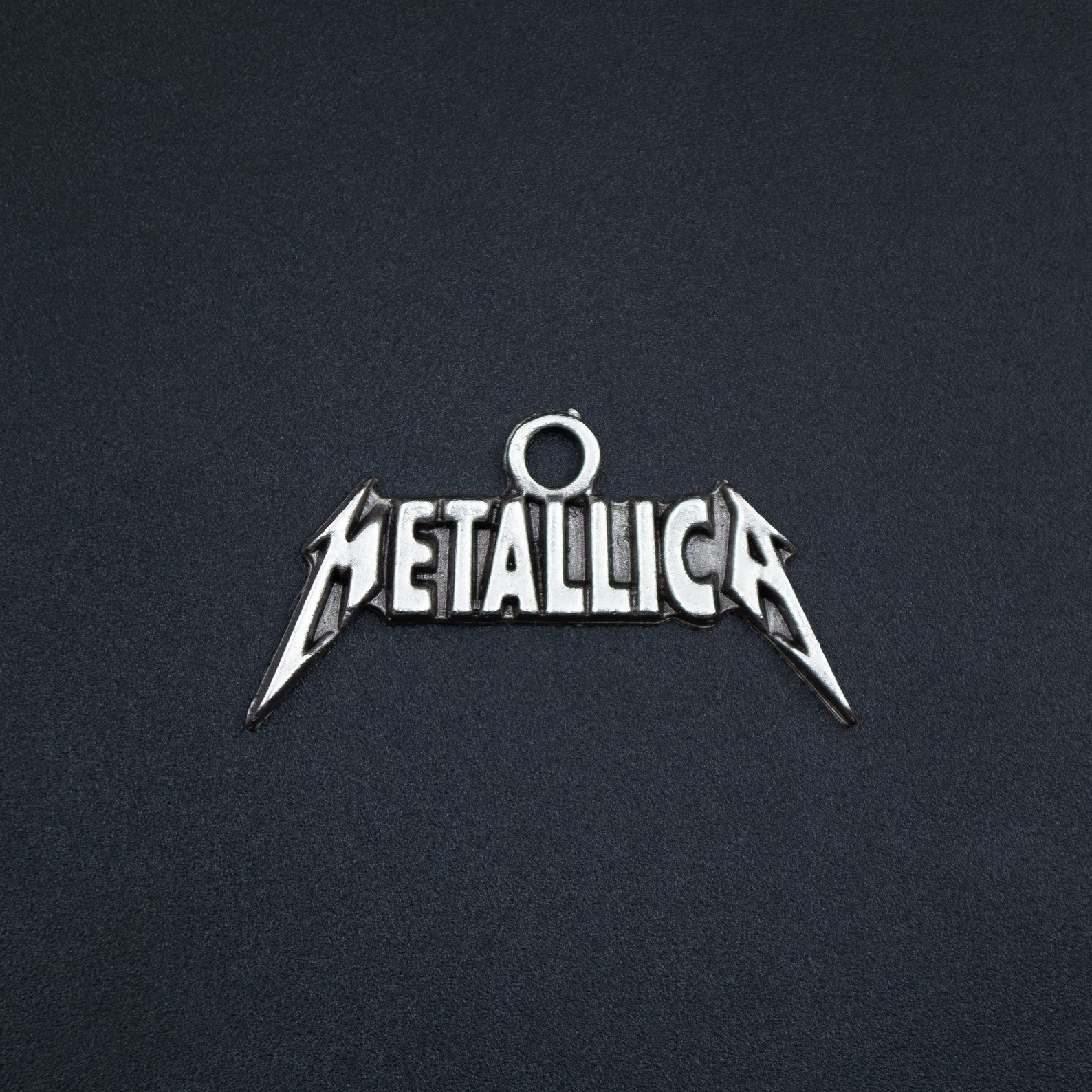Metallica Logo Text Silver Necklace Man Women Silver Necklace ...