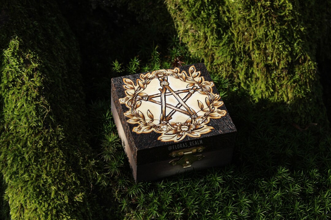Pentackle Box With Pagan Engraved Pyrography Artwork, Ideal Wooden ...