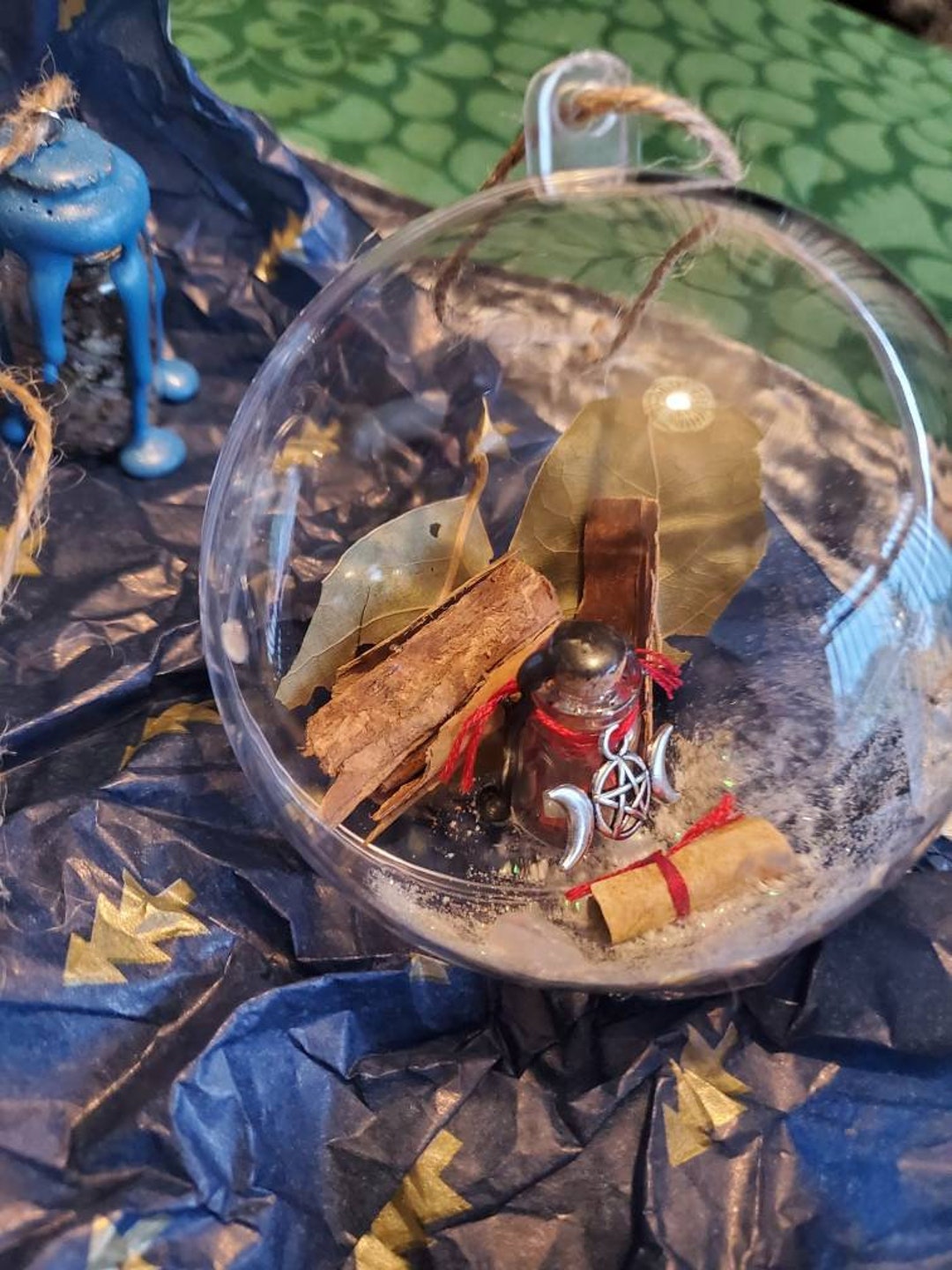 Witches Ball/spell Bottle / Baubles Protection Spell Ornaments Tree ...