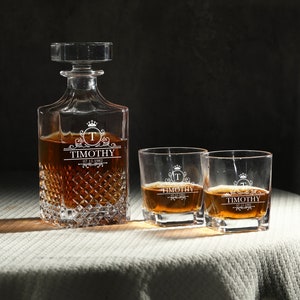 Custom Whiskey Decanter Set With Walnut Wood Box for Him, Groomsmen ...