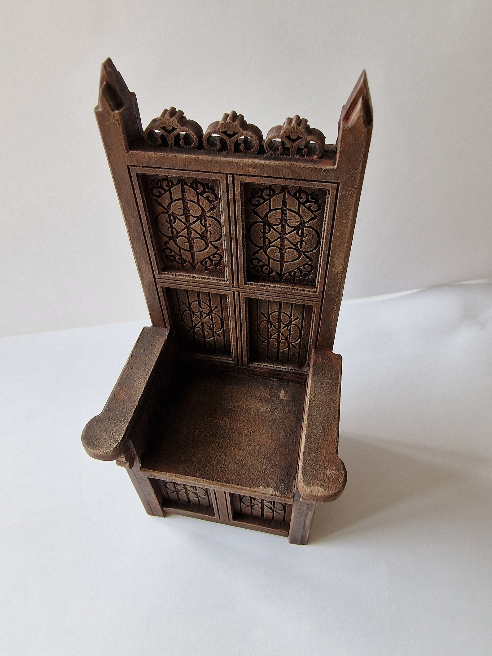 1:12 Scale Dolls House Carved Medieval /tudor Style Throne / Chair Self ...