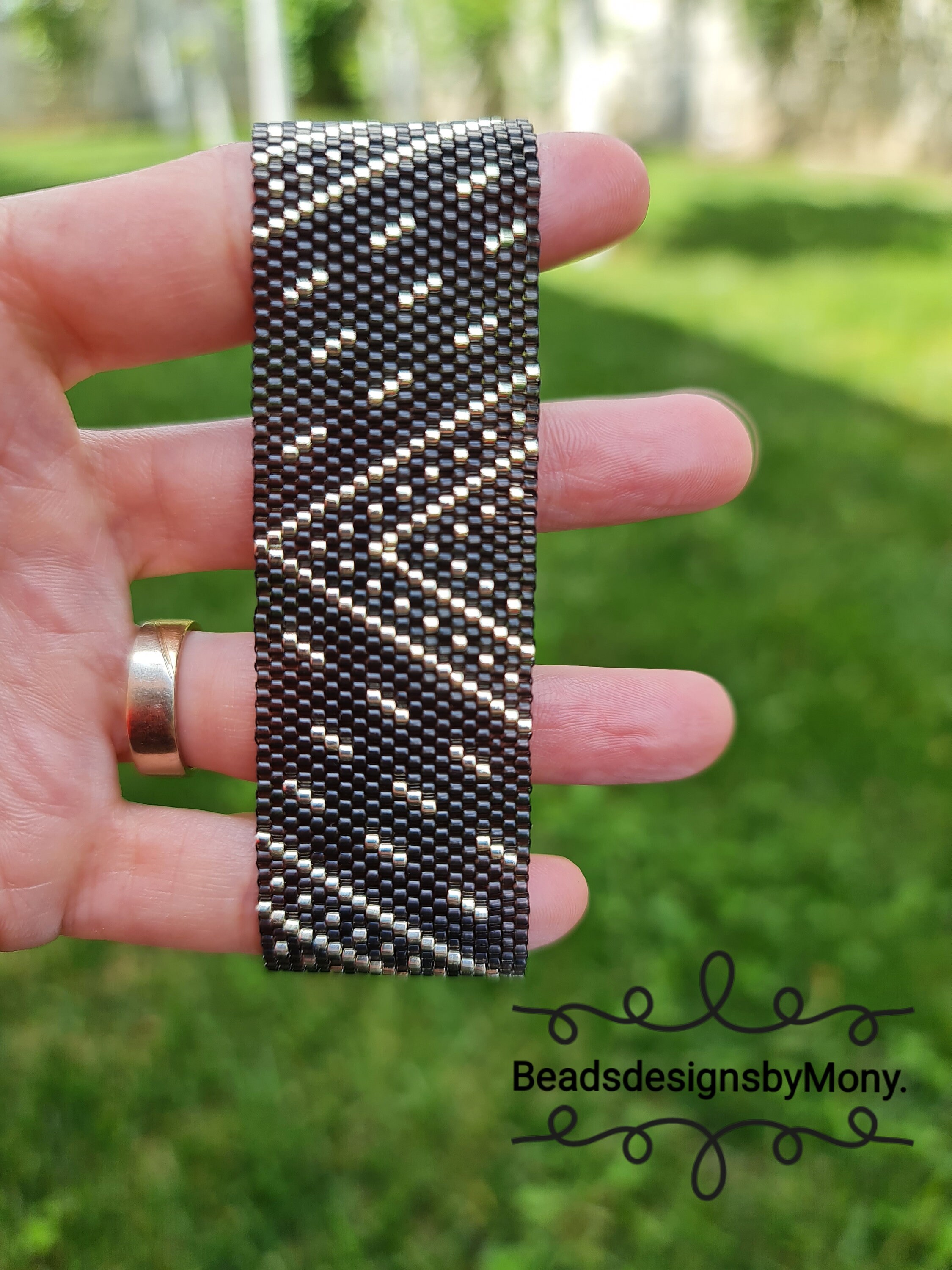 Delicate Triangles Bracelet Easy Pattern no Physical - Etsy