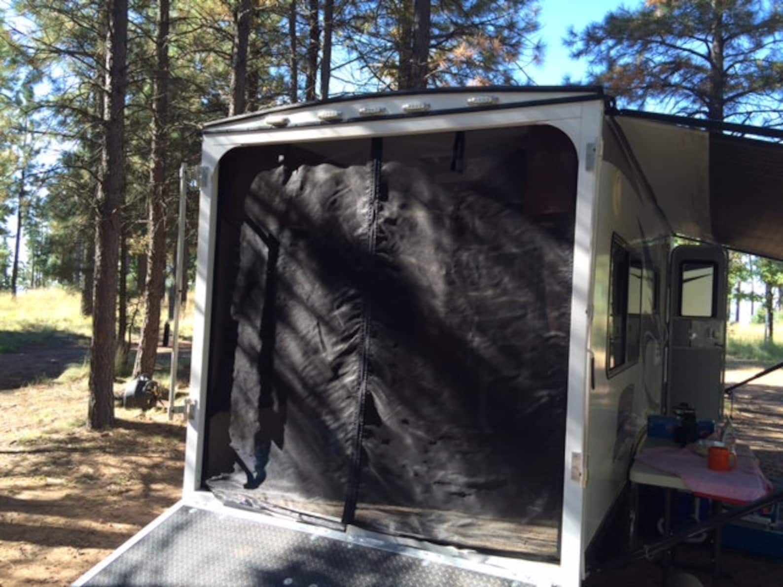 Custom Toy Hauler Rear Screen Three Zippers for Toy Hauler Ramp ...