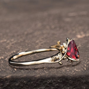 Pear Shaped Ruby Gemstone Jewelry Engagement Ring 14K Yellow Gold Twig ...
