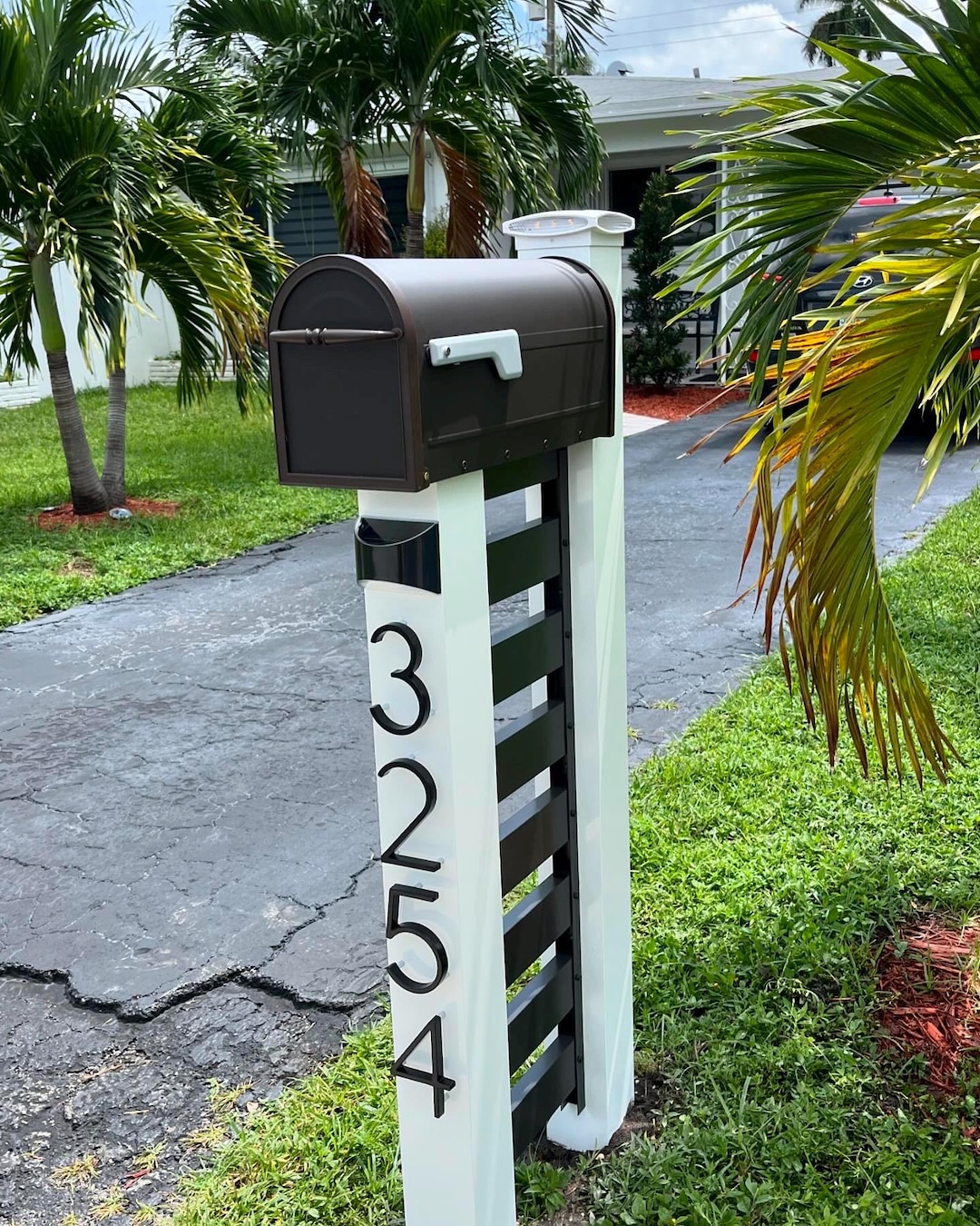Modern Locking Aluminum Mailbox for Outdoor Use – Durable Stand - Etsy