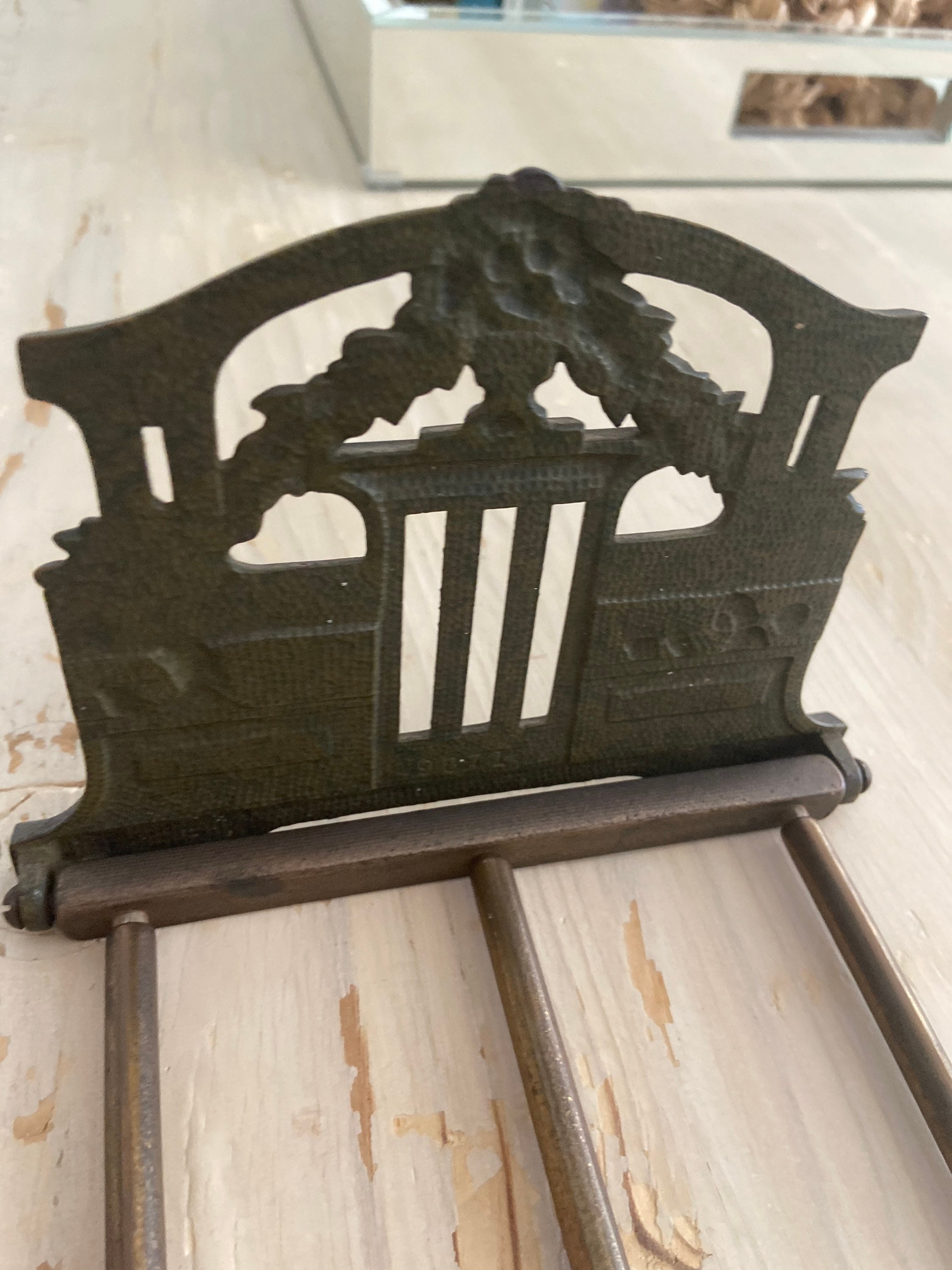 Antique Judd 9871 Art Nouveau Cast Iron Indian Swastika Book Rack Book ...
