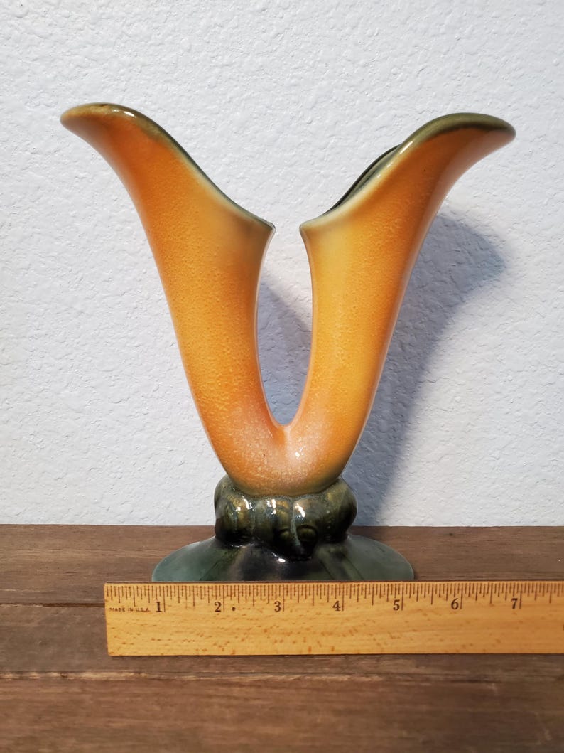 Hull Pottery Double Calla Lily Vase - Etsy