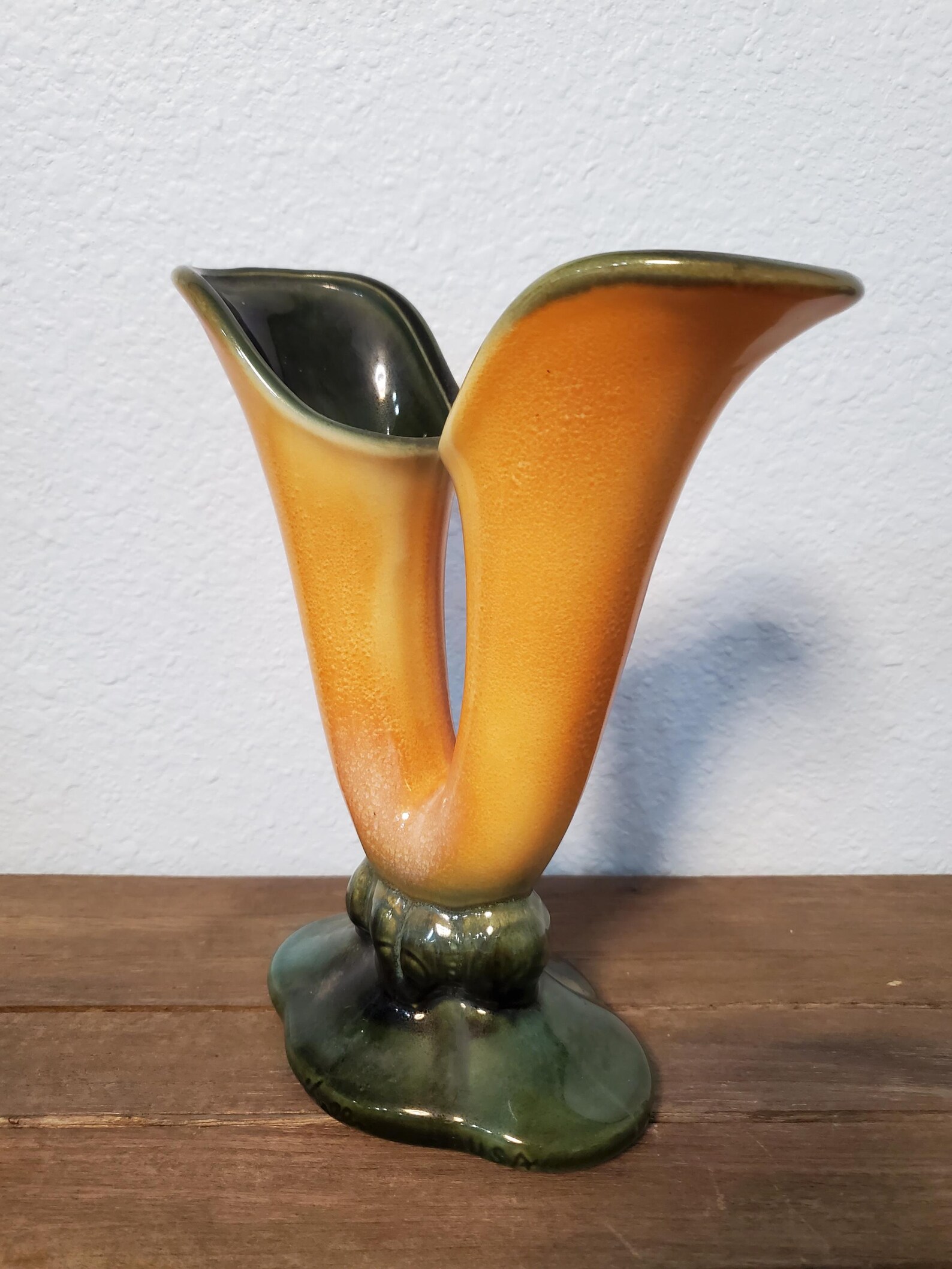 Hull Pottery Double Calla Lily Vase - Etsy