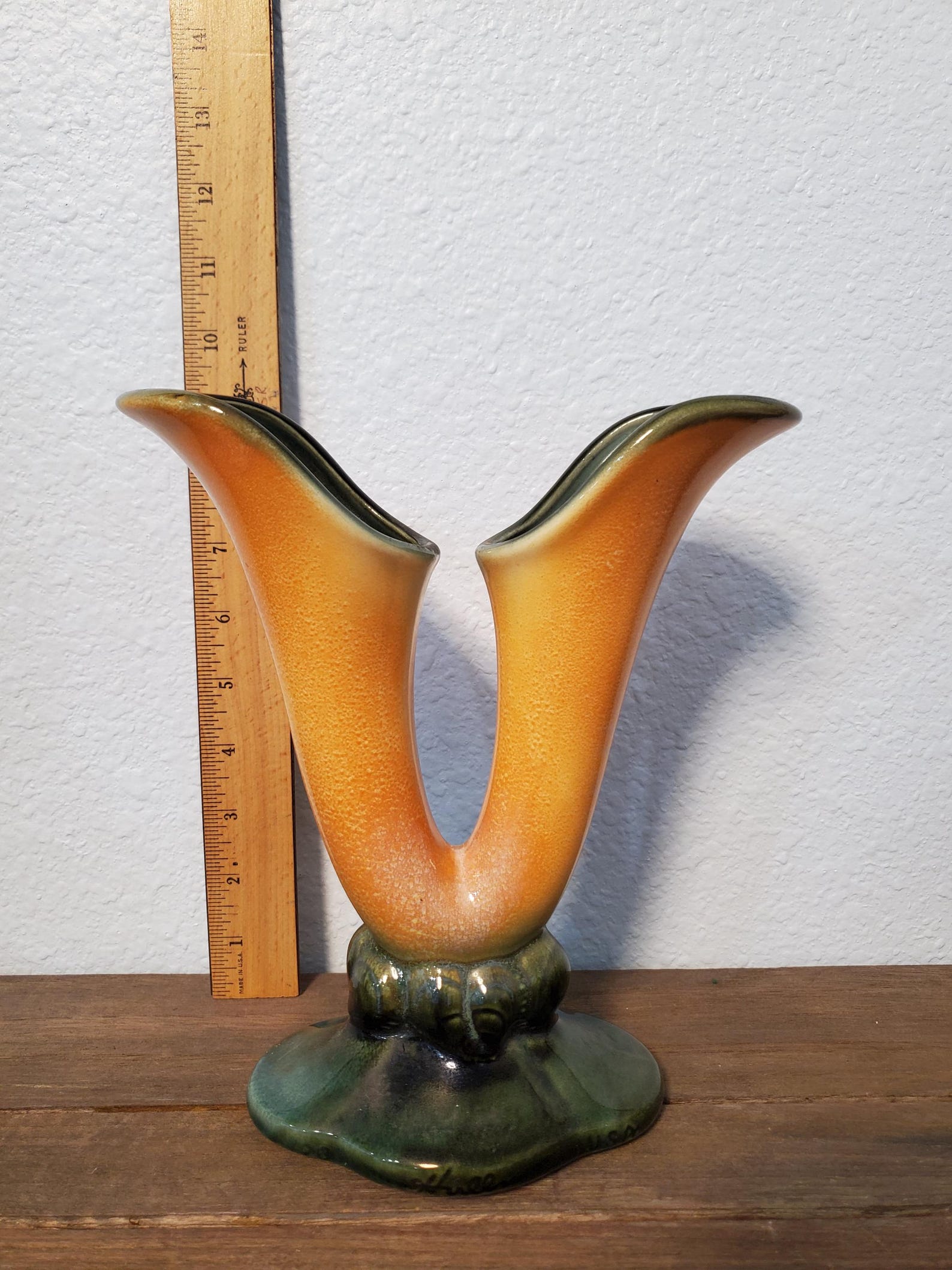 Hull Pottery Double Calla Lily Vase - Etsy