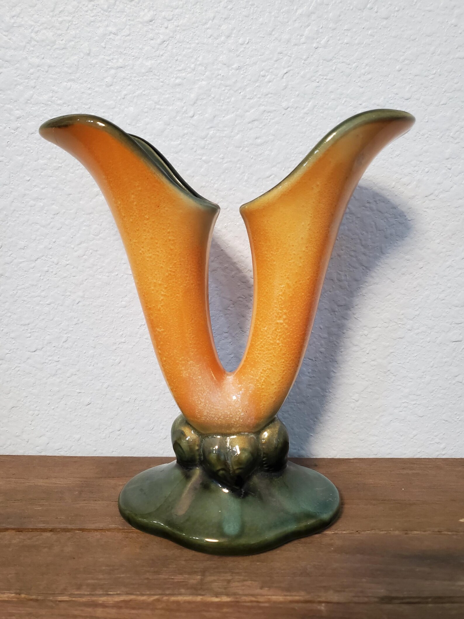 Hull Pottery Double Calla Lily Vase - Etsy