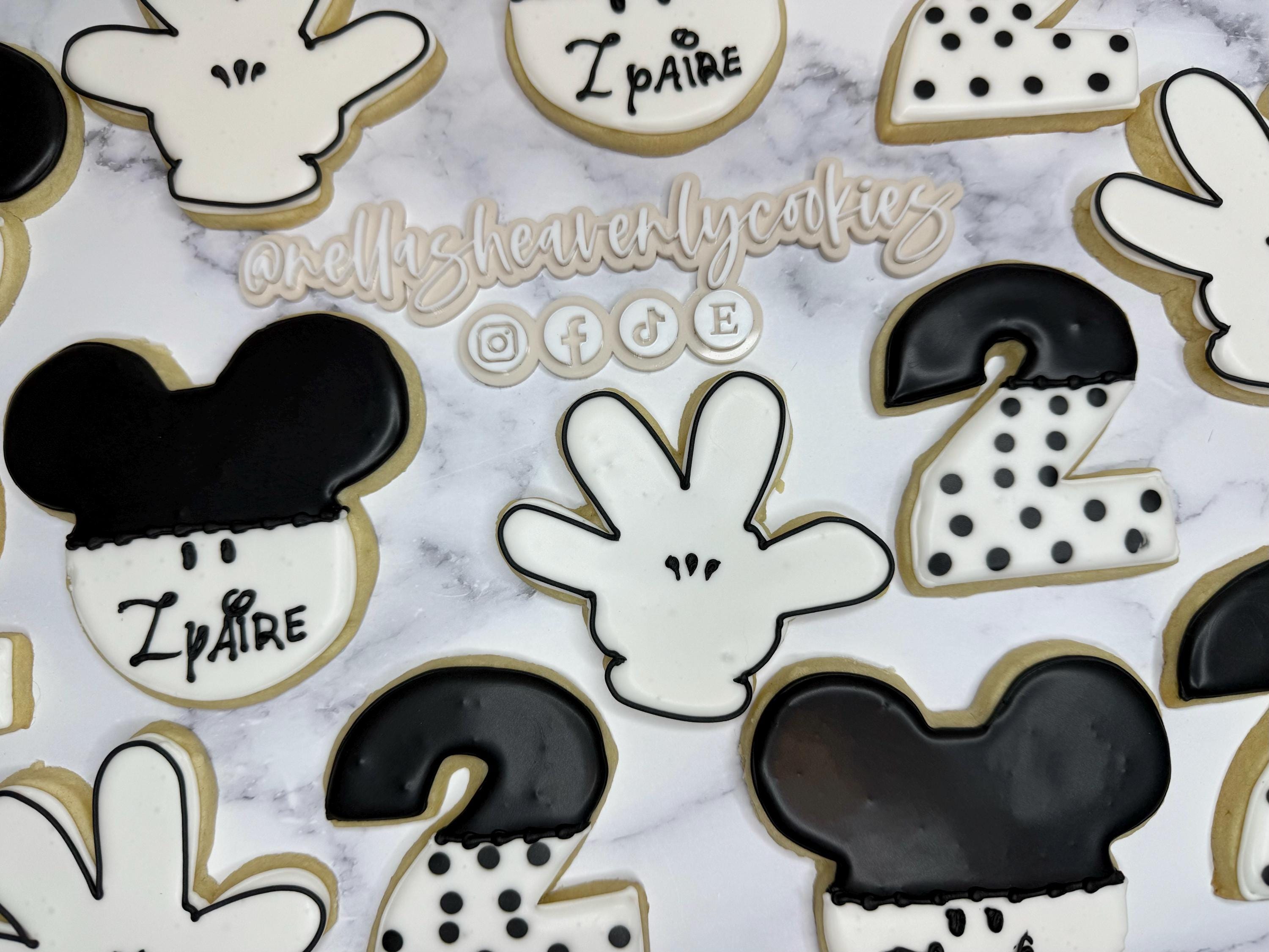 Mickey Themed Cookies, Mickey Themed Party Favors, Birthday Cookies ...