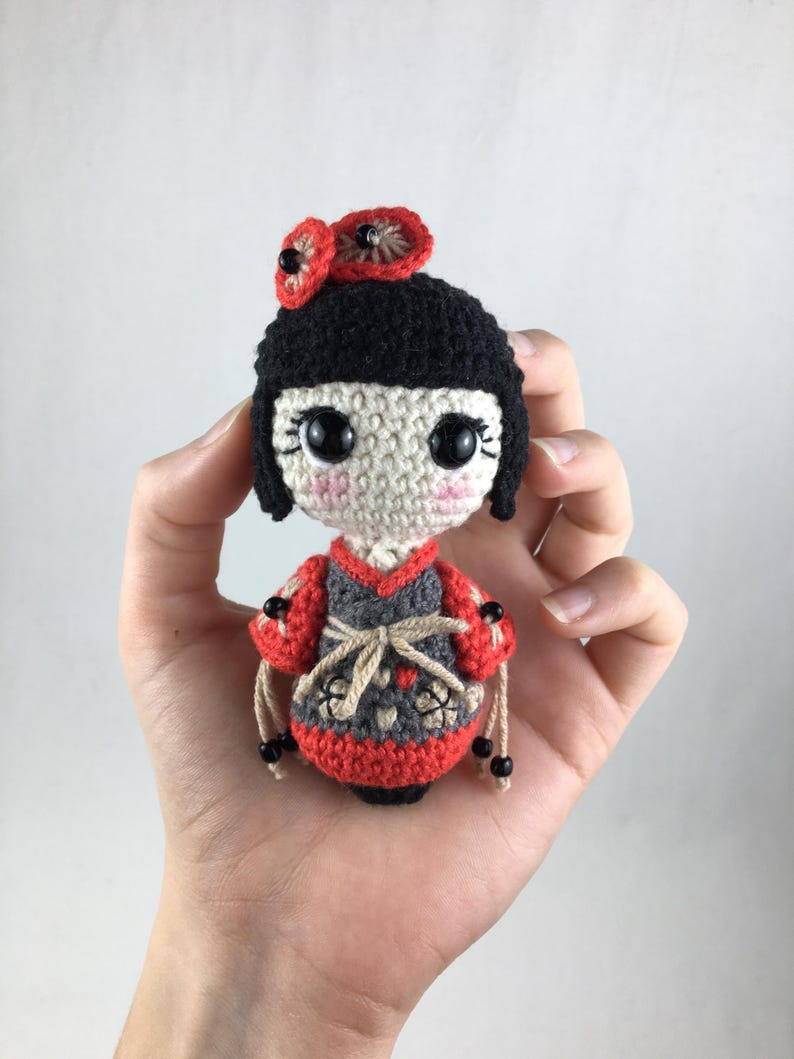 Mini Kokeshi Doll Crochet Pattern: Amigurumi Keychain, Japanese Style ...