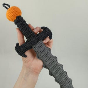 Halloween Dagger Crochet Pattern: Amigurumi Knife, Pumpkin & Skull Toy ...