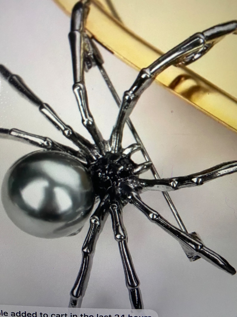 Black Widow SPIDER Pearl BROOCH - Etsy