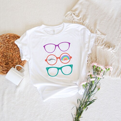 Gift for Optometrist Ophthalmologist Optometry Shirt - Etsy