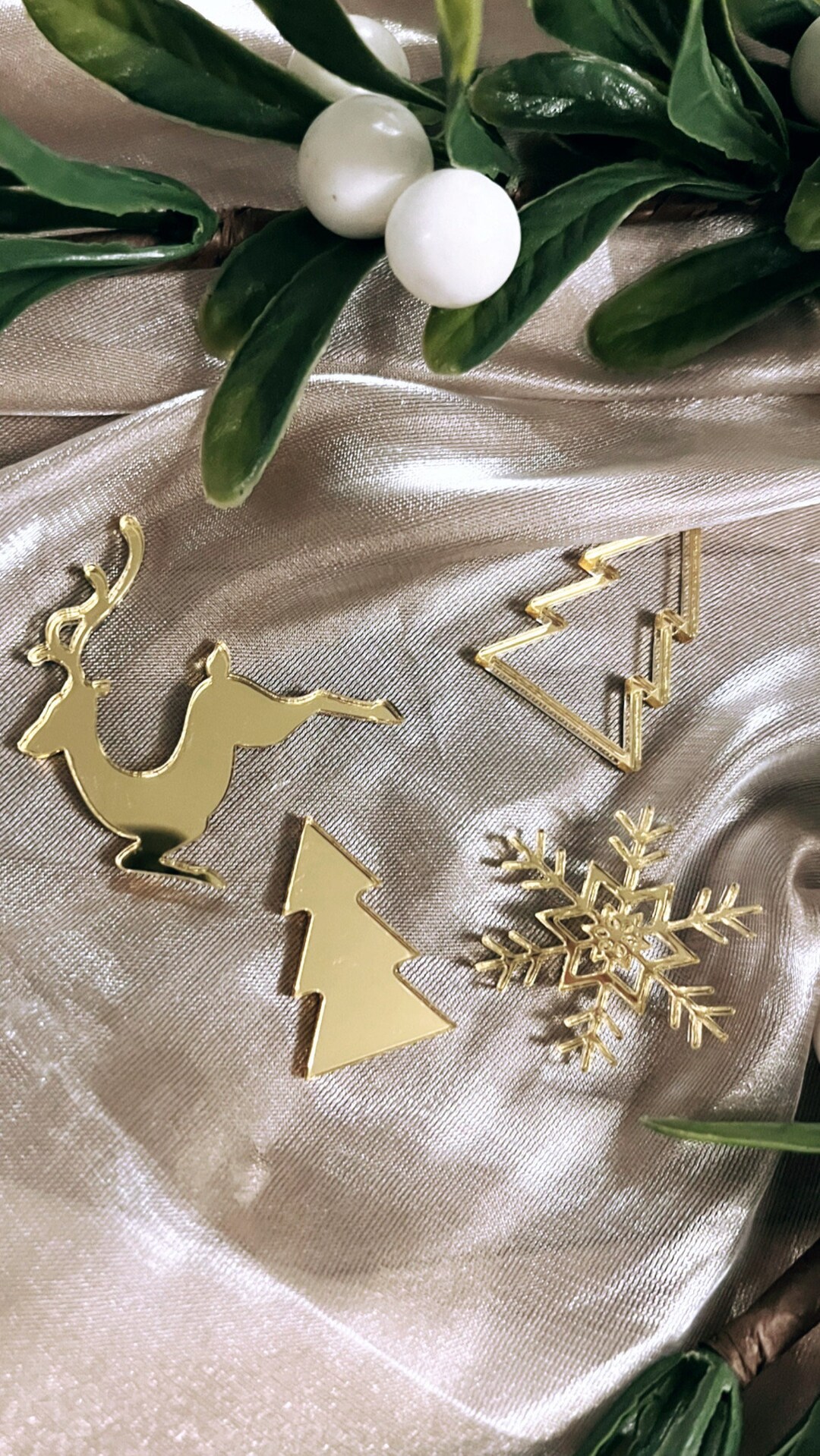 Christmas Table Decor, Confetti Style Acrylic, Elegant Christmas ...