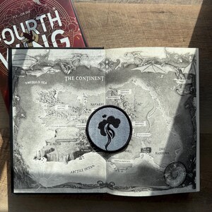 Shadow Wielder Patch, Fourth Wing Embroidered Patch, Iron Flame ...