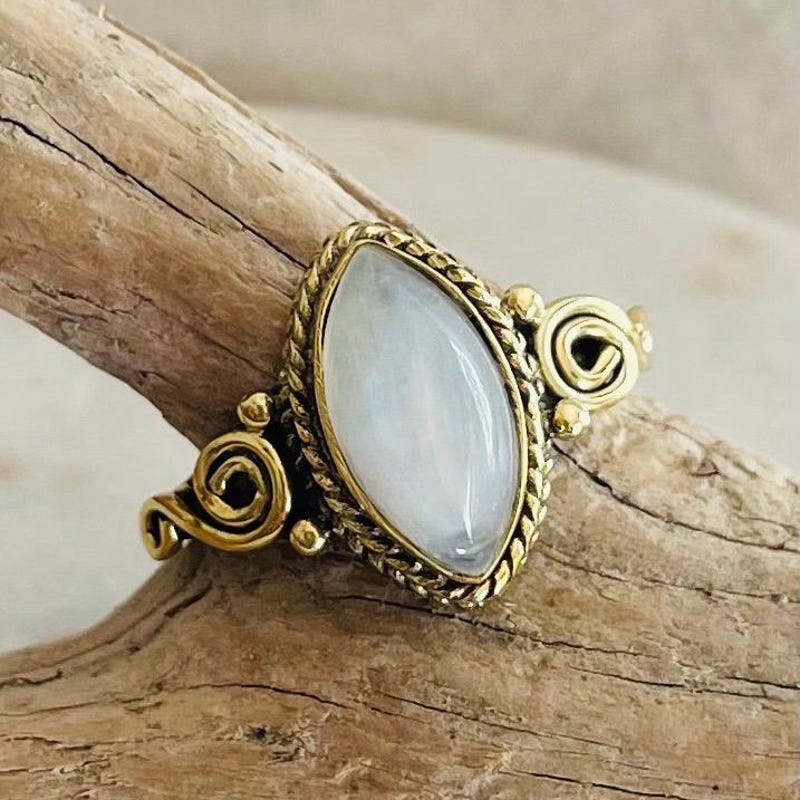 Mondstein ring - Etsy.de