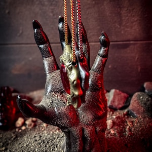 Dante's Amulet (devil May Cry 3) | Cosplay - Etsy