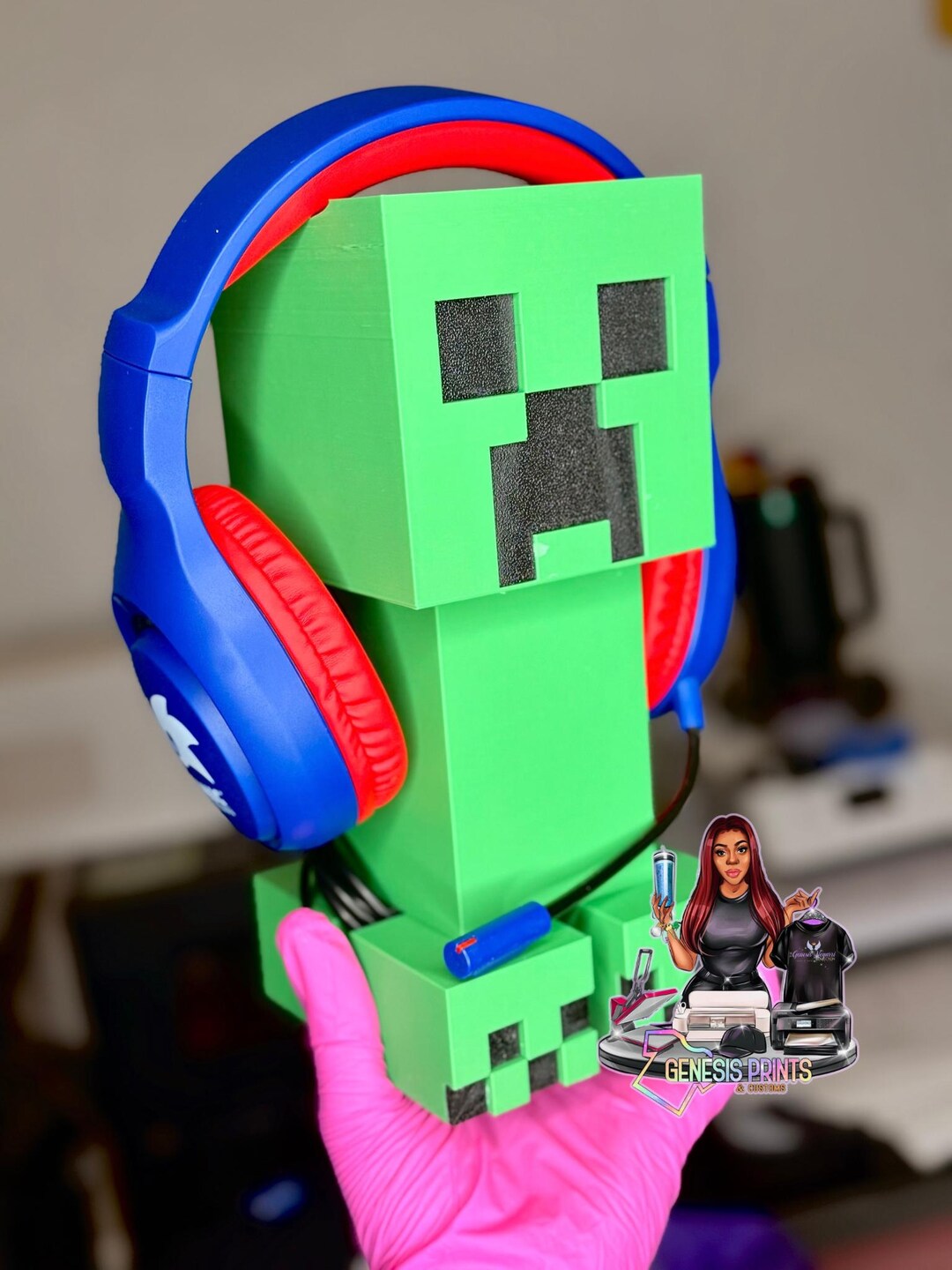 3D Printed Minecraft Headphone Stand – Personalized Gamer Gift | Desk ...