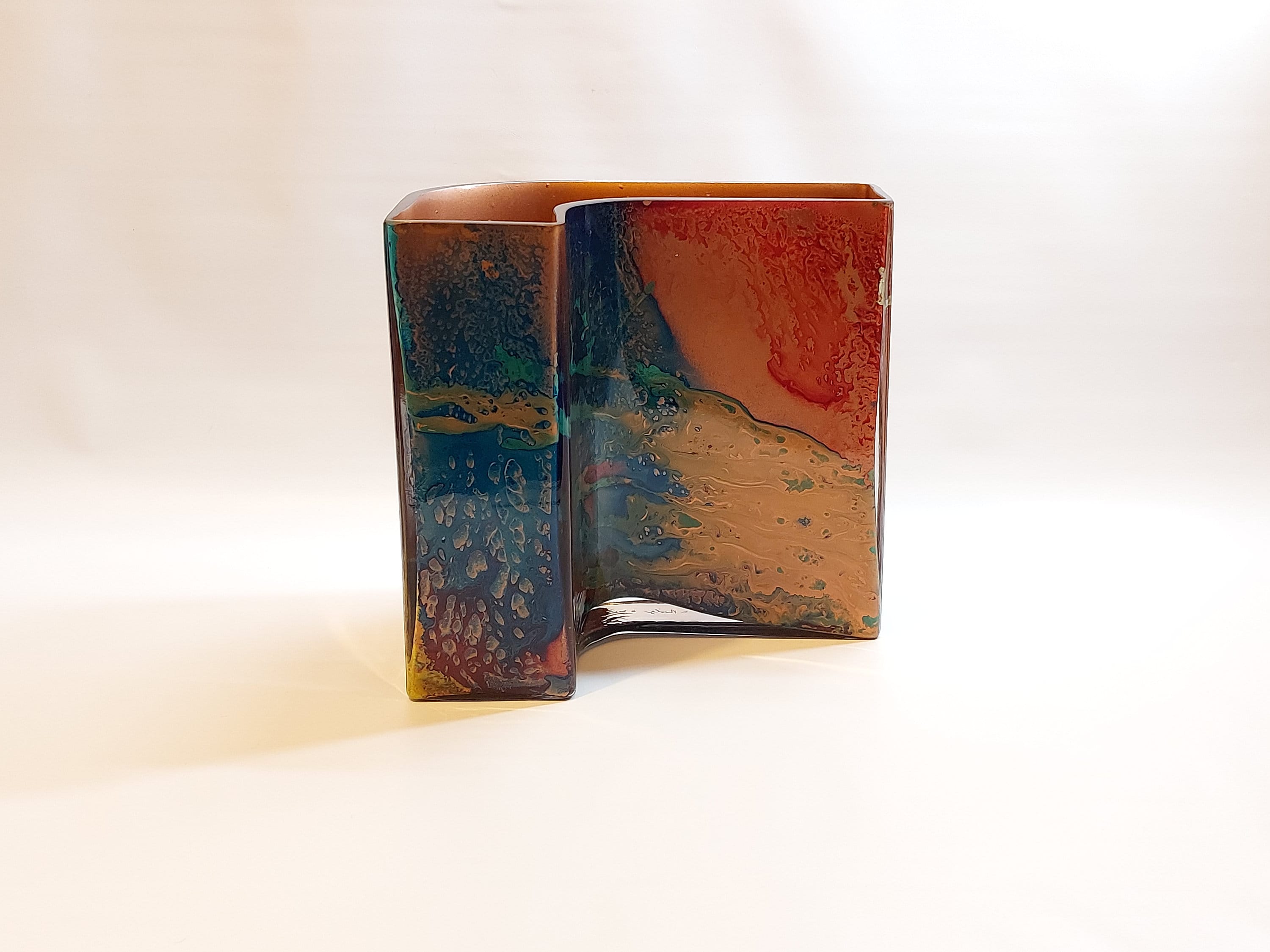 Robert Nisley Signed Reverse Painted Vase #222, 2000's - Etsy