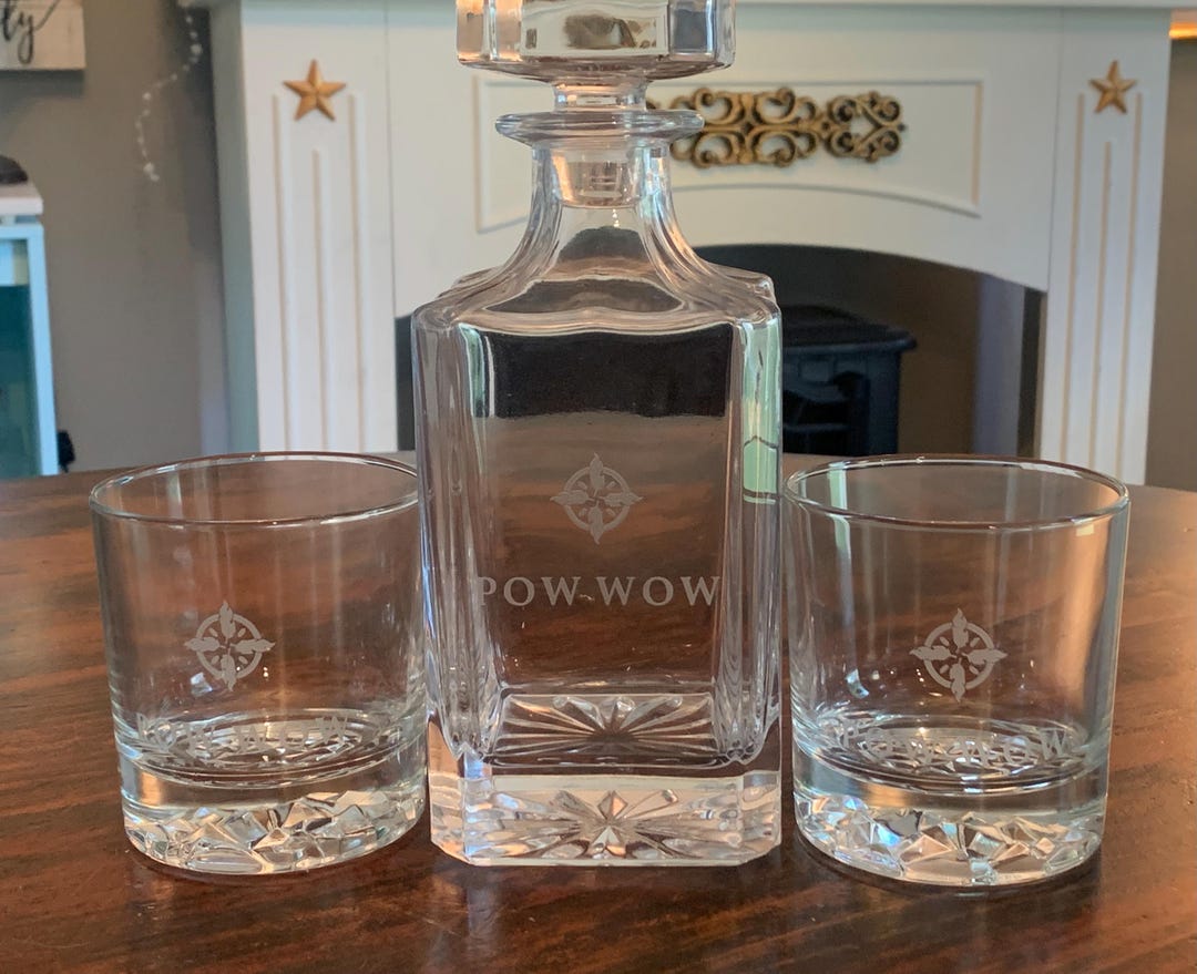 Native American Whiskey Decanter and 2 Whiskey Glasses | Pow Wow | Bar ...