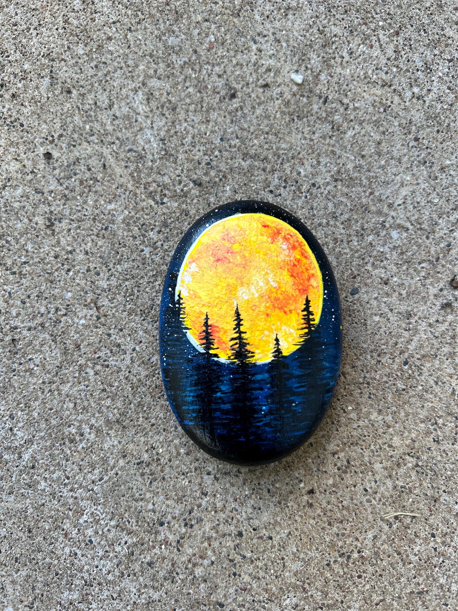 Full Moon Painted Rock, Rock Art, Hand Painted Rocks, Fall Painting ...