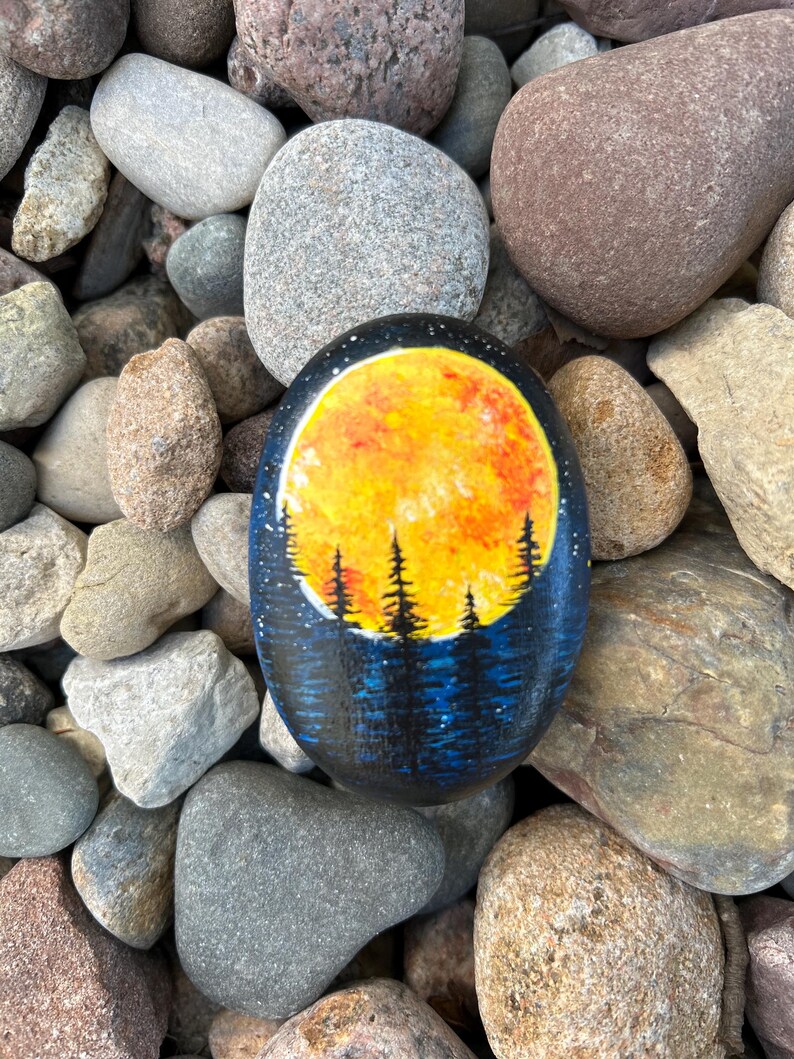 Full Moon Painted Rock, Rock Art, Hand Painted Rocks, Fall Painting ...
