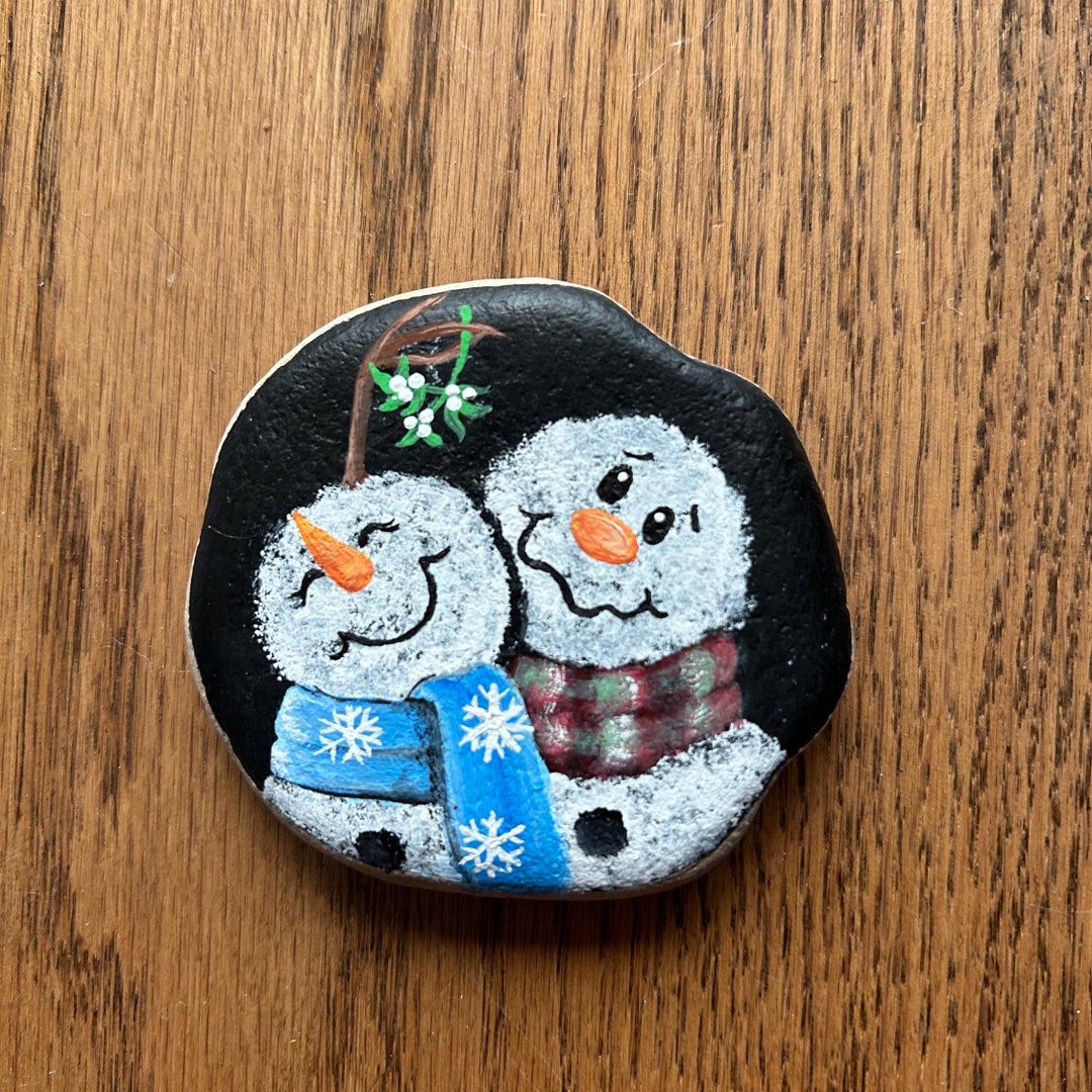 Snowman Couple Painted Rock, Cute Snowmen Painting, Hand Painted Rocks ...