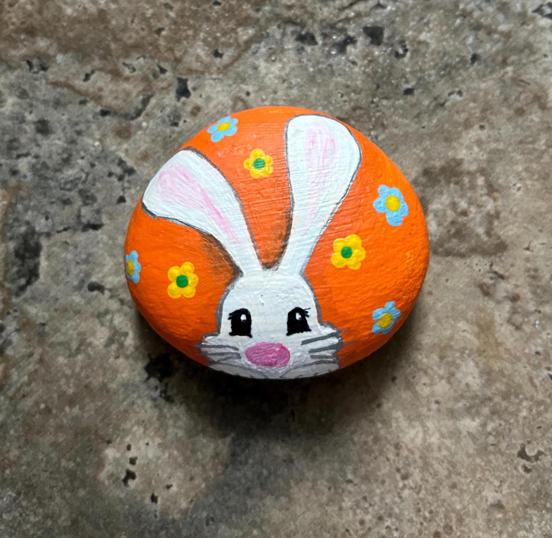 Bunny Painted Rock, Cute Painted Rabbit, Easter Painted Rocks, Rabbit ...