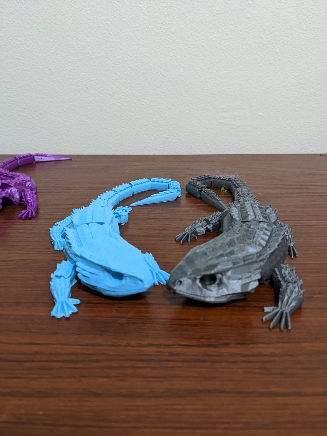 Red-eyed Crocodile Skink Articulating Toy - Etsy